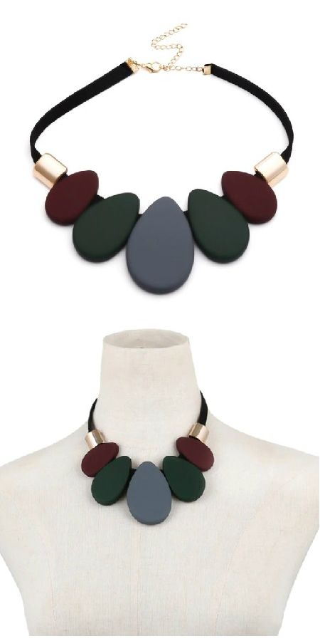 Colier cu ovale colorate